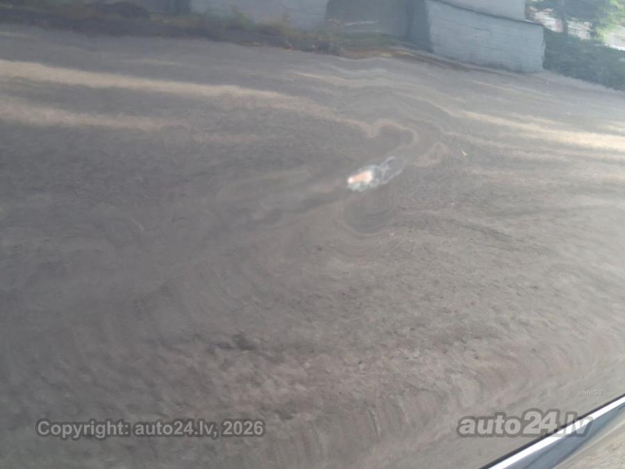 Zils Volvo S60 2005 Tallina, ar dzinēja tilpumu 2.40 L un nobraukumu 322 tūkst. km par 4000 €, foto 8 vietnē AUTOMOTO.COM.LV