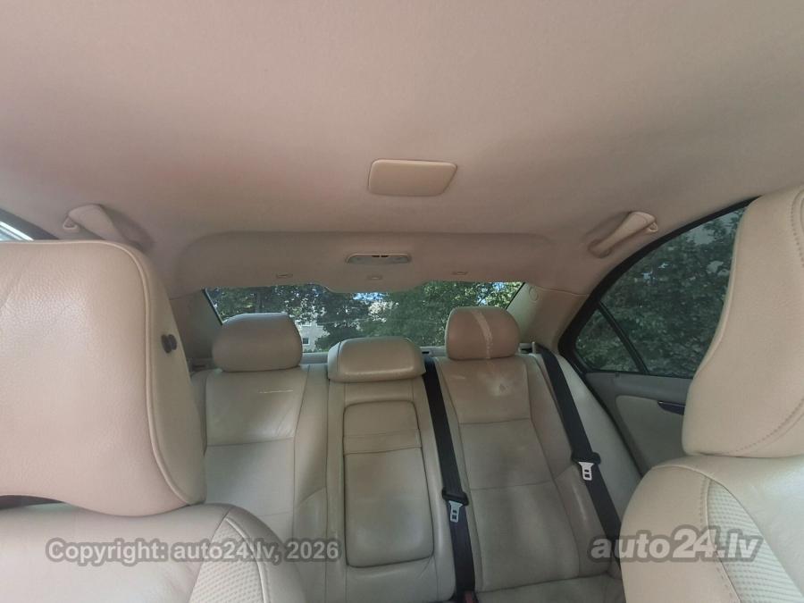 Zils Volvo S60 2005 Tallina, ar dzinēja tilpumu 2.40 L un nobraukumu 322 tūkst. km par 4000 €, foto 21 vietnē AUTOMOTO.COM.LV