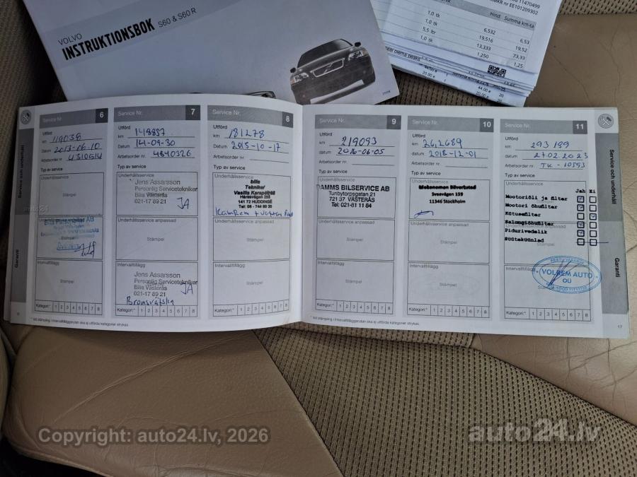 Zils Volvo S60 2005 Tallina, ar dzinēja tilpumu 2.40 L un nobraukumu 322 tūkst. km par 4000 €, foto 31 vietnē AUTOMOTO.COM.LV