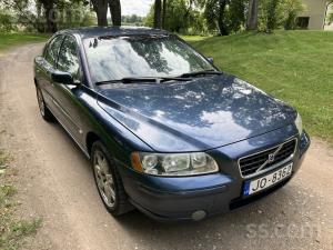 Blue Volvo S60 2005 in Jelgava, with an engine capacity of 2.40 L and mileage of 345 thousand km for 1850 €, photo 4 on AUTOMOTO.COM.LV