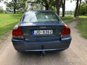 Blue Volvo S60 2005 in Jelgava, with an engine capacity of 2.40 L and mileage of 345 thousand km for 1850 €, photo 7 on AUTOMOTO.COM.LV