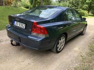 Blue Volvo S60 2005 in Jelgava, with an engine capacity of 2.40 L and mileage of 345 thousand km for 1850 €, photo 9 on AUTOMOTO.COM.LV