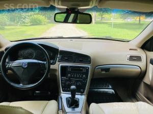 Blue Volvo S60 2005 in Jelgava, with an engine capacity of 2.40 L and mileage of 345 thousand km for 1850 €, photo 12 on AUTOMOTO.COM.LV