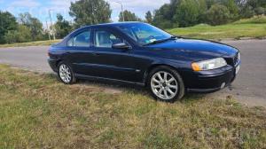 Zils Volvo S60 2005 Rīga, ar dzinēja tilpumu 2.40 L un nobraukumu 267 tūkst. km par 1750 €, foto 6 vietnē AUTOMOTO.COM.LV