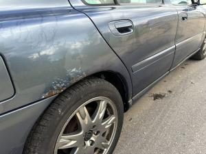 Blue Volvo S60 2005 in Vilnius, with an engine capacity of 2.40 L and mileage of 345 thousand km for 799 €, photo 6 on AUTOMOTO.COM.LV