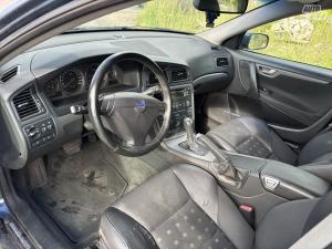 Blue Volvo S60 2005 in Vilnius, with an engine capacity of 2.40 L and mileage of 345 thousand km for 799 €, photo 8 on AUTOMOTO.COM.LV