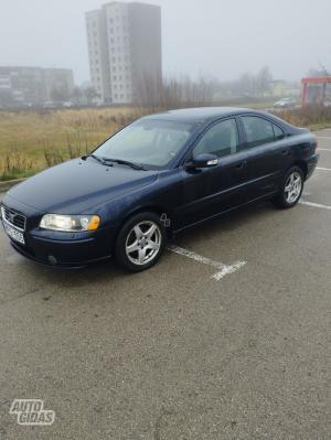 Blue Volvo S60 2006 in Radviliskis, with an engine capacity of 2.40 L and mileage of 238 thousand km for 1800 €, photo  on AUTOMOTO.COM.LV