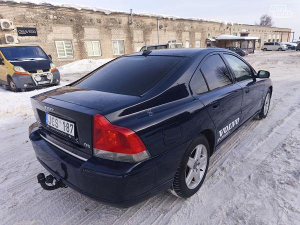 Blue Volvo S60 2006 in Taurage, with an engine capacity of 2.40 L and mileage of 275 thousand km for 1980 €, photo 4 on AUTOMOTO.COM.LV