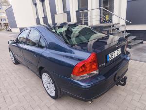 Blue Volvo S60 2006 in Taurage, with an engine capacity of 2.40 L and mileage of 402 thousand km for 1950 €, photo 5 on AUTOMOTO.COM.LV