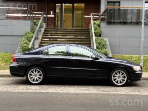 Zils Volvo S60 2006 Rīga, ar dzinēja tilpumu 2.40 L un nobraukumu 295 tūkst. km par 2650 €, foto 7 vietnē AUTOMOTO.COM.LV