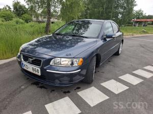Синий Вольво С60 2006 в Елгава, объемом двигателя 2.40 л и пробегом 304 тыс. км за 2600 €, фото 3 на AUTOMOTO.COM.LV