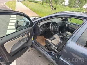 Синий Вольво С60 2006 в Елгава, объемом двигателя 2.40 л и пробегом 304 тыс. км за 2600 €, фото 6 на AUTOMOTO.COM.LV