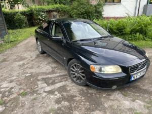 Blue Volvo S60 2006 in Riga, with an engine capacity of 2.40 L and mileage of 325 thousand km for 2200 €, photo 3 on AUTOMOTO.COM.LV