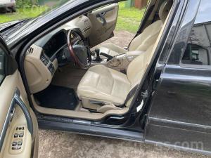 Blue Volvo S60 2006 in Riga, with an engine capacity of 2.40 L and mileage of 325 thousand km for 2200 €, photo 6 on AUTOMOTO.COM.LV