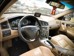 Zils Volvo S60 2006 Jelgava, ar dzinēja tilpumu 2.40 L un nobraukumu 285 tūkst. km par 2490 €, foto 12 vietnē AUTOMOTO.COM.LV