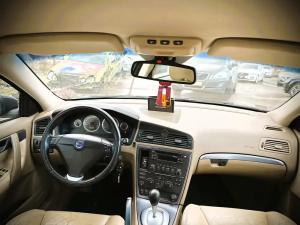 Zils Volvo S60 2006 Jelgava, ar dzinēja tilpumu 2.40 L un nobraukumu 285 tūkst. km par 2490 €, foto 13 vietnē AUTOMOTO.COM.LV