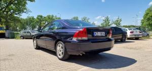 Zils Volvo S60 2006 Valmiera, ar dzinēja tilpumu 2.40 L un nobraukumu 336 tūkst. km par 1950 €, foto 5 vietnē AUTOMOTO.COM.LV