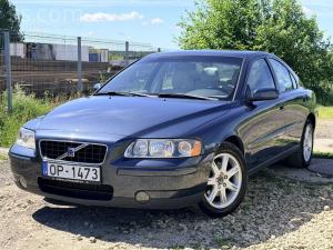 Zils Volvo S60 2006 Rīga, ar dzinēja tilpumu 2.40 L un nobraukumu 292 tūkst. km par 3995 €, foto 4 vietnē AUTOMOTO.COM.LV