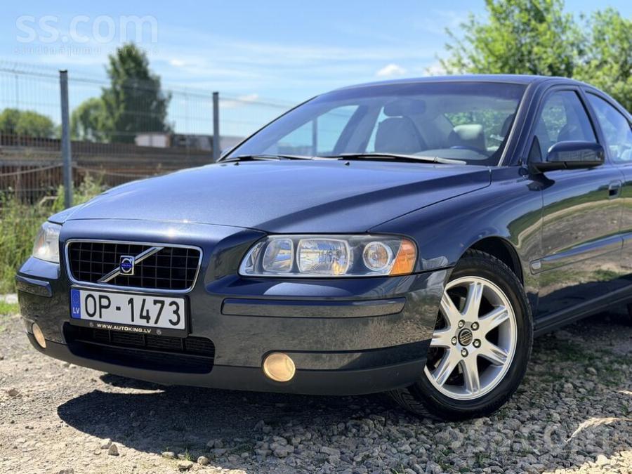 Zils Volvo S60 2006 Rīga, ar dzinēja tilpumu 2.40 L un nobraukumu 292 tūkst. km par 3995 €, foto 18 vietnē AUTOMOTO.COM.LV