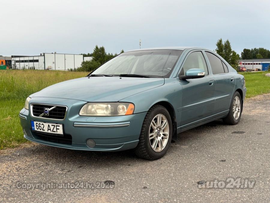 Zils Volvo S60 2006 Tartu, ar dzinēja tilpumu 2.40 L un nobraukumu 232 tūkst. km par 3390 €, foto 1 vietnē AUTOMOTO.COM.LV