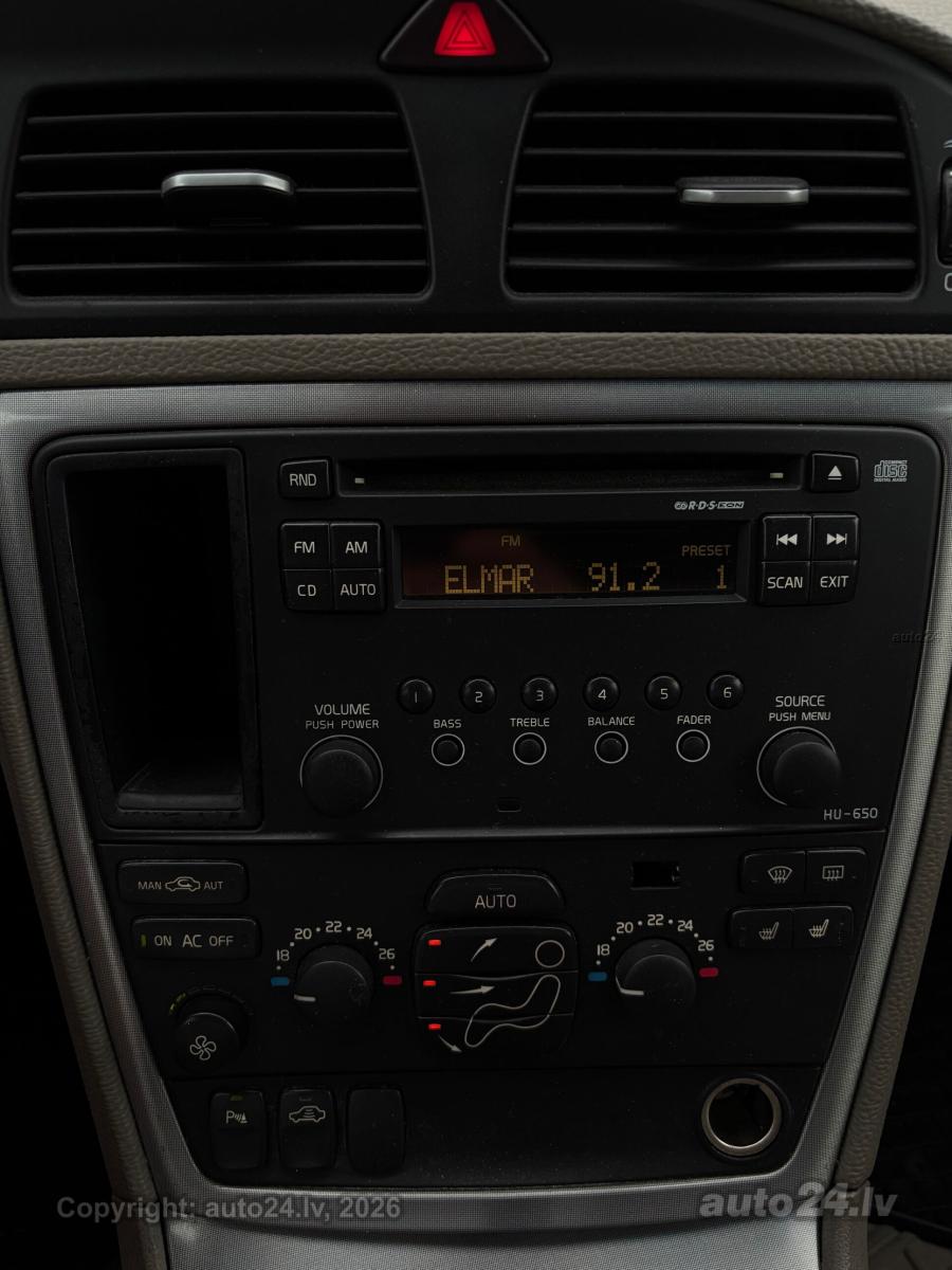 Zils Volvo S60 2006 Tartu, ar dzinēja tilpumu 2.40 L un nobraukumu 232 tūkst. km par 3390 €, foto 15 vietnē AUTOMOTO.COM.LV