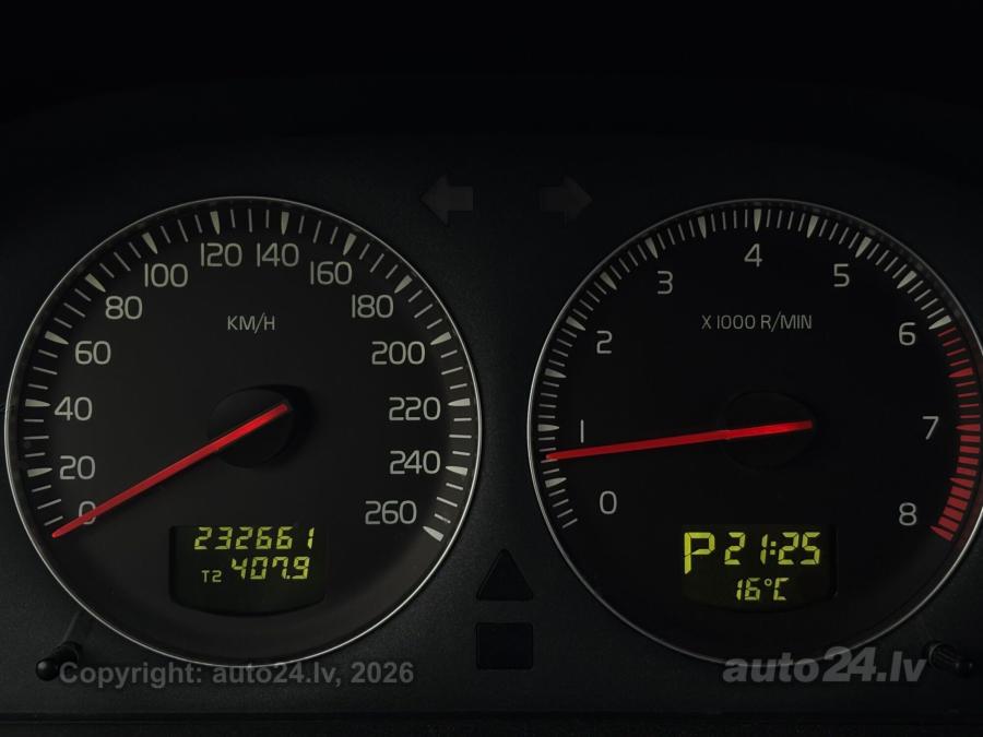 Zils Volvo S60 2006 Tartu, ar dzinēja tilpumu 2.40 L un nobraukumu 232 tūkst. km par 3390 €, foto 18 vietnē AUTOMOTO.COM.LV
