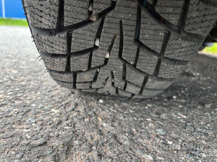 Zils Volvo S60 2006 Tartu, ar dzinēja tilpumu 2.40 L un nobraukumu 232 tūkst. km par 3390 €, foto 24 vietnē AUTOMOTO.COM.LV