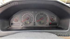 Blue Volvo S60 2006 in Riga, with an engine capacity of 2.40 L and mileage of 420 thousand km for 1150 €, photo 10 on AUTOMOTO.COM.LV