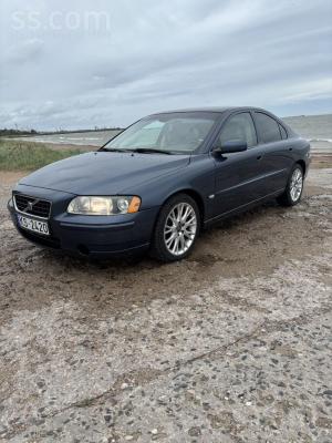 Blue Volvo S60 2006 in Liepaja, with an engine capacity of 2.40 L and mileage of 414 thousand km for 2650 €, photo  on AUTOMOTO.COM.LV