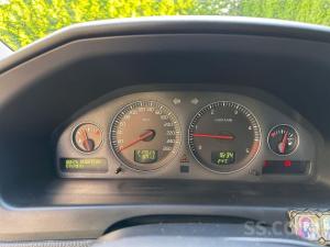 Blue Volvo S60 2006 in Riga, with an engine capacity of 2.40 L and mileage of 218 thousand km for 2500 €, photo 11 on AUTOMOTO.COM.LV