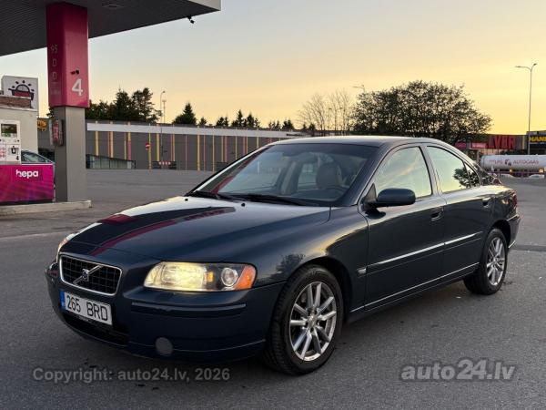 Blue Volvo S60 2006 in Rapla, with an engine capacity of 2.50 L and mileage of 0 thousand km for 1500 €, photo 1 on AUTOMOTO.COM.LV