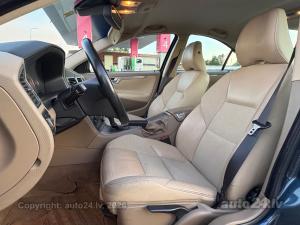 Blue Volvo S60 2006 in Rapla, with an engine capacity of 2.50 L and mileage of 0 thousand km for 1500 €, photo 10 on AUTOMOTO.COM.LV