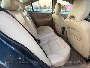 Blue Volvo S60 2006 in Rapla, with an engine capacity of 2.50 L and mileage of 0 thousand km for 1500 €, photo 13 on AUTOMOTO.COM.LV