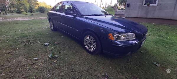 Volvo S60 2006 Viļņa vietnē Zils Volvo S60 2006 Viļņa, ar dzinēja tilpumu 2.40 L un nobraukumu 440 tūkst. km par 1400 €, foto 6 vietnē AUTOMOTO.COM.LV