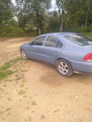 Blue Volvo S60 2006 in Riga, with an engine capacity of 2.40 L and mileage of 382 thousand km for 1650 €, photo 7 on AUTOMOTO.COM.LV