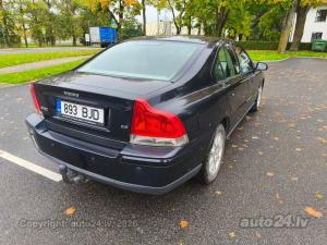 Blue Volvo S60 2006 in Tallinn, with an engine capacity of 2.40 L and mileage of 260 thousand km for 3900 €, photo 5 on AUTOMOTO.COM.LV
