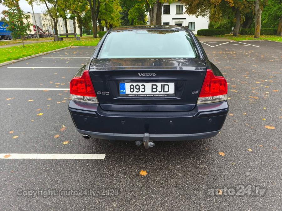 Blue Volvo S60 2006 in Tallinn, with an engine capacity of 2.40 L and mileage of 260 thousand km for 3900 €, photo 7 on AUTOMOTO.COM.LV