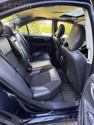 Zils Volvo S60 2006 Rīga, ar dzinēja tilpumu 2.40 L un nobraukumu 218 tūkst. km par 2100 €, foto 9 vietnē AUTOMOTO.COM.LV