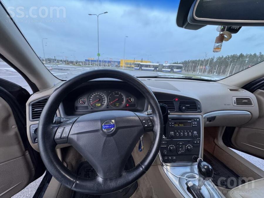 Zils Volvo S60 2007 Rīga, ar dzinēja tilpumu 2.40 L un nobraukumu 339 tūkst. km par 2500 €, foto 8 vietnē AUTOMOTO.COM.LV
