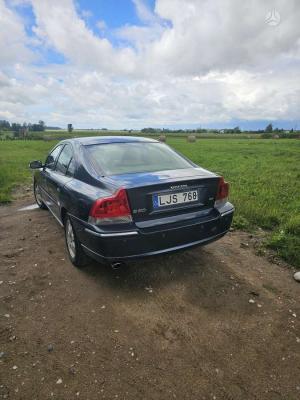 Синий Вольво С60 2007 в Кедайняй, объемом двигателя 2.40 л и пробегом 403 тыс. км за 1700 €, фото  на AUTOMOTO.COM.LV