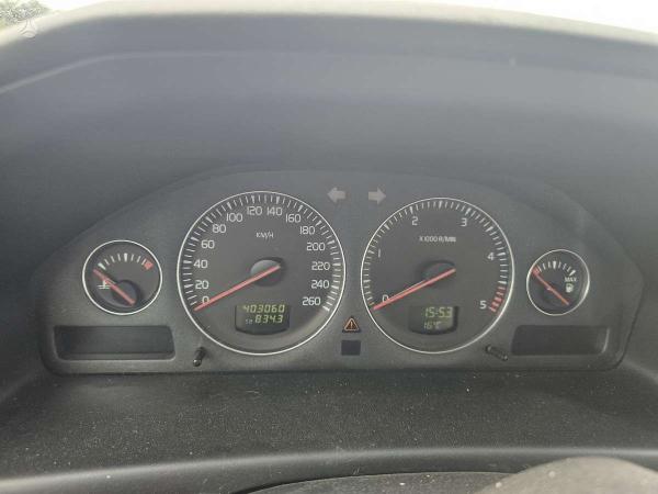 Blue Volvo S60 2007 in Kedainiai, with an engine capacity of 2.40 L and mileage of 403 thousand km for 1700 €, photo 5 on AUTOMOTO.COM.LV