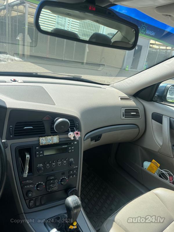 Zils Volvo S60 2007 Rīga, ar dzinēja tilpumu 2.40 L un nobraukumu 273 tūkst. km par 2400 €, foto 7 vietnē AUTOMOTO.COM.LV