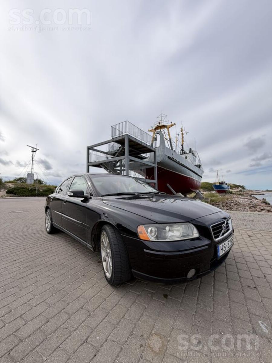 Zils Volvo S60 2007 Ventspils, ar dzinēja tilpumu 2.40 L un nobraukumu 0 tūkst. km par 1300 €, foto 3 vietnē AUTOMOTO.COM.LV
