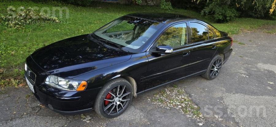 Blue Volvo S60 2007 in Riga, with an engine capacity of 2.40 L and mileage of 238 thousand km for 3000 €, photo 10 on AUTOMOTO.COM.LV