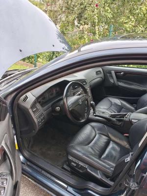 Blue Volvo S60 2007 in Telschi, with an engine capacity of 2.52 L and mileage of 239 thousand km for 2300 €, photo 6 on AUTOMOTO.COM.LV