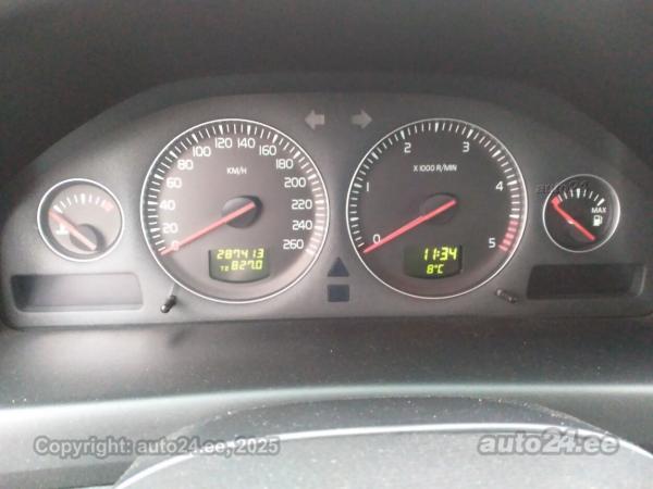 Синий Вольво С60 2008 в Таллин, объемом двигателя 2.40 л и пробегом 287 тыс. км за 4000 €, фото 11 на AUTOMOTO.COM.LV