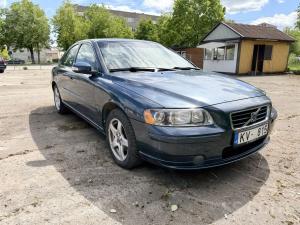 Blue Volvo S60 2008 in Aizkraukle, with an engine capacity of 2.40 L and mileage of 310 thousand km for 2600 €, photo  on AUTOMOTO.COM.LV