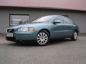 Zils Volvo S60 2008 Sigulda, ar dzinēja tilpumu 2.40 L un nobraukumu 332 tūkst. km par 3450 €, foto  vietnē AUTOMOTO.COM.LV
