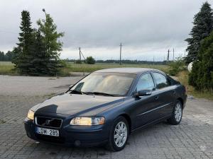 Zils Volvo S60 2008 Šalčininkai, ar dzinēja tilpumu 2.40 L un nobraukumu 330 tūkst. km par 2100 €, foto 3 vietnē AUTOMOTO.COM.LV