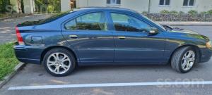 Zils Volvo S60 2008 Cēsis, ar dzinēja tilpumu 2.40 L un nobraukumu 310 tūkst. km par 3800 €, foto 4 vietnē AUTOMOTO.COM.LV
